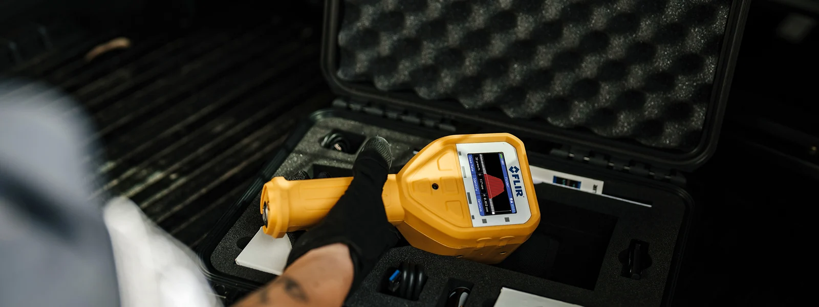 identiFINDER® R425 UW | Defense.flir.com